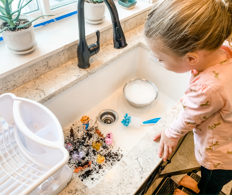 Farm Animal Washing Sensory Activity For Kids - Another Mommy Blogger