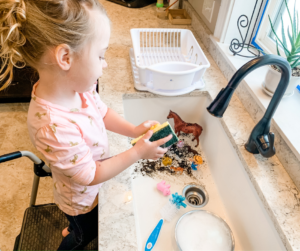 Farm Animal Washing Sensory Activity For Kids - Another Mommy Blogger