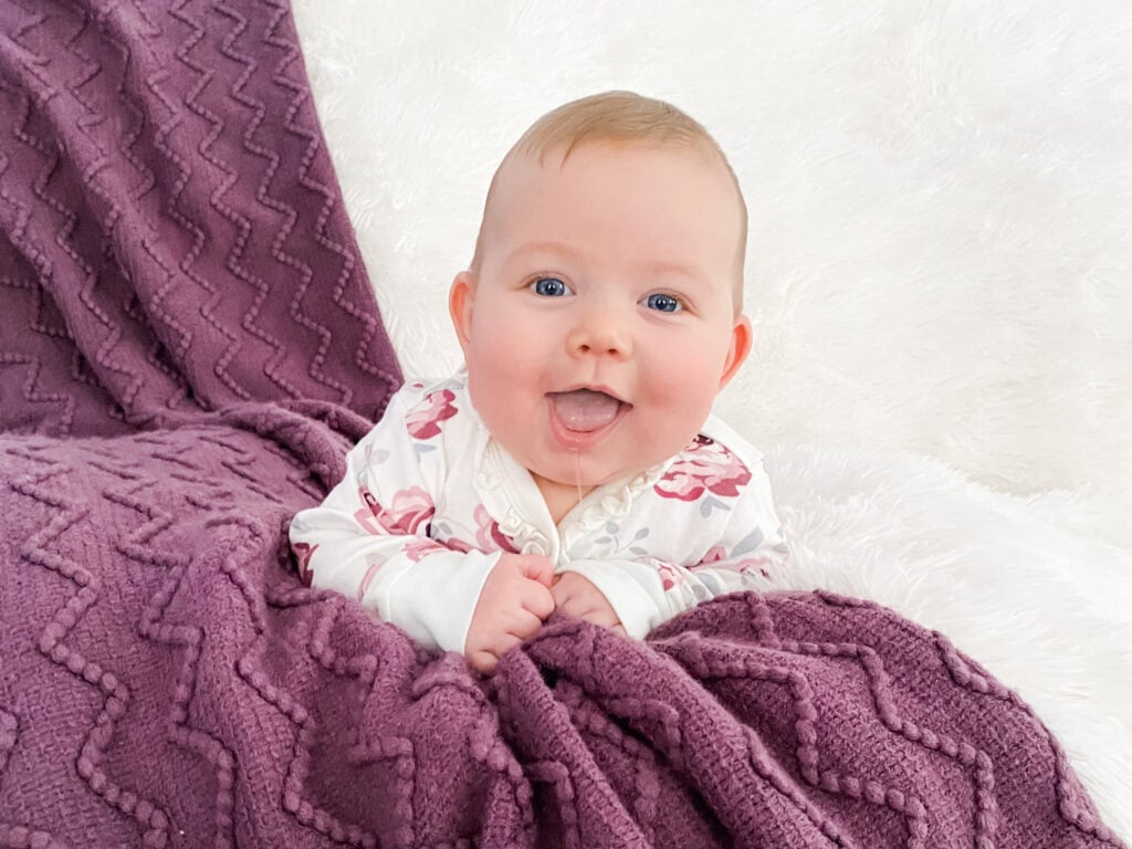 12 Cute Monthly Baby Girl Photo Ideas - Another Mommy Blogger